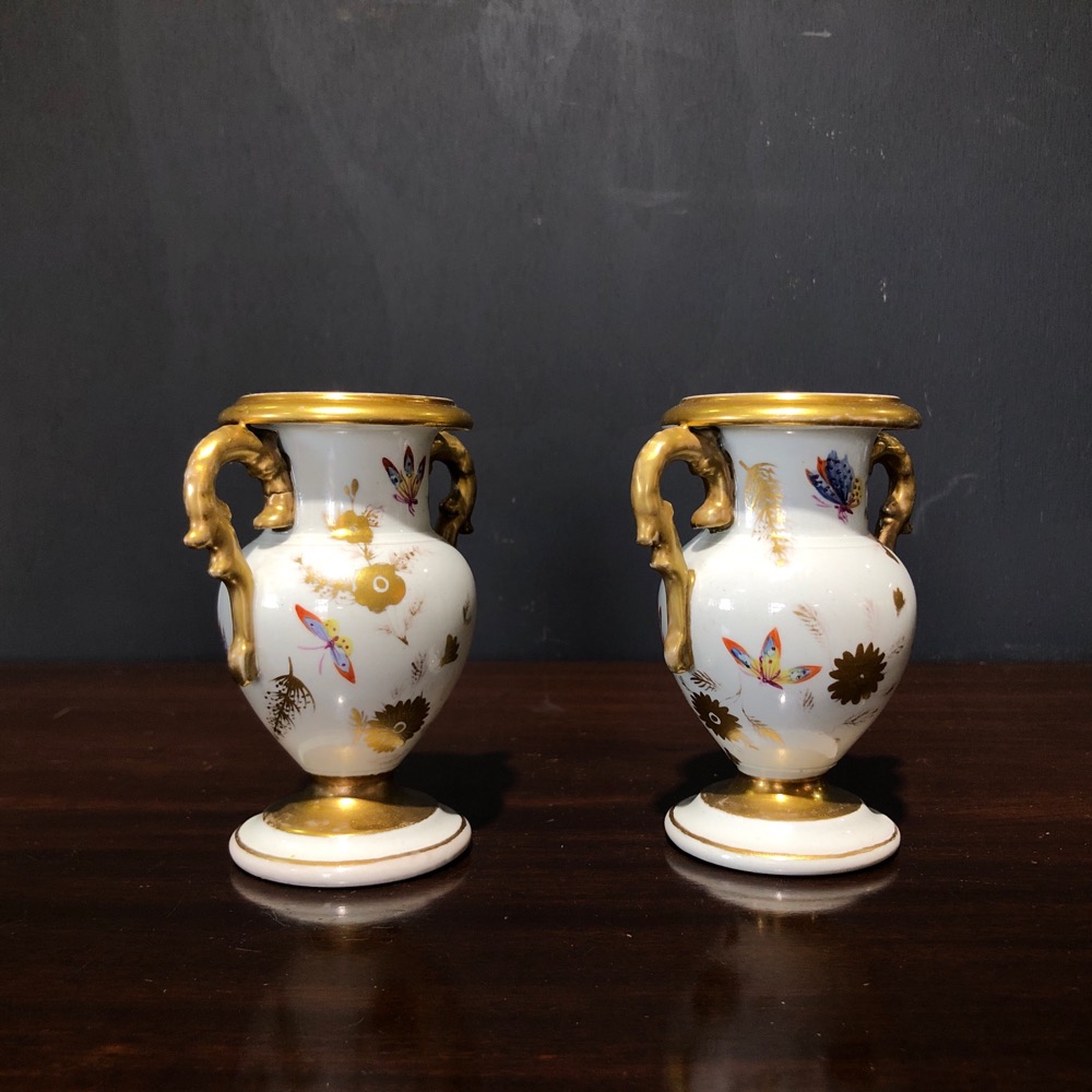 Pair of Mason’s Ironstone type vases, gilt flowers & enamelled ...