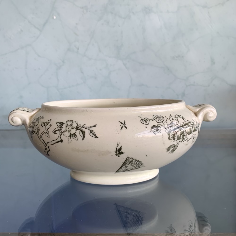 George Jones pottery tureen, NEBO pattern, 1861-73 – Moorabool Antique ...