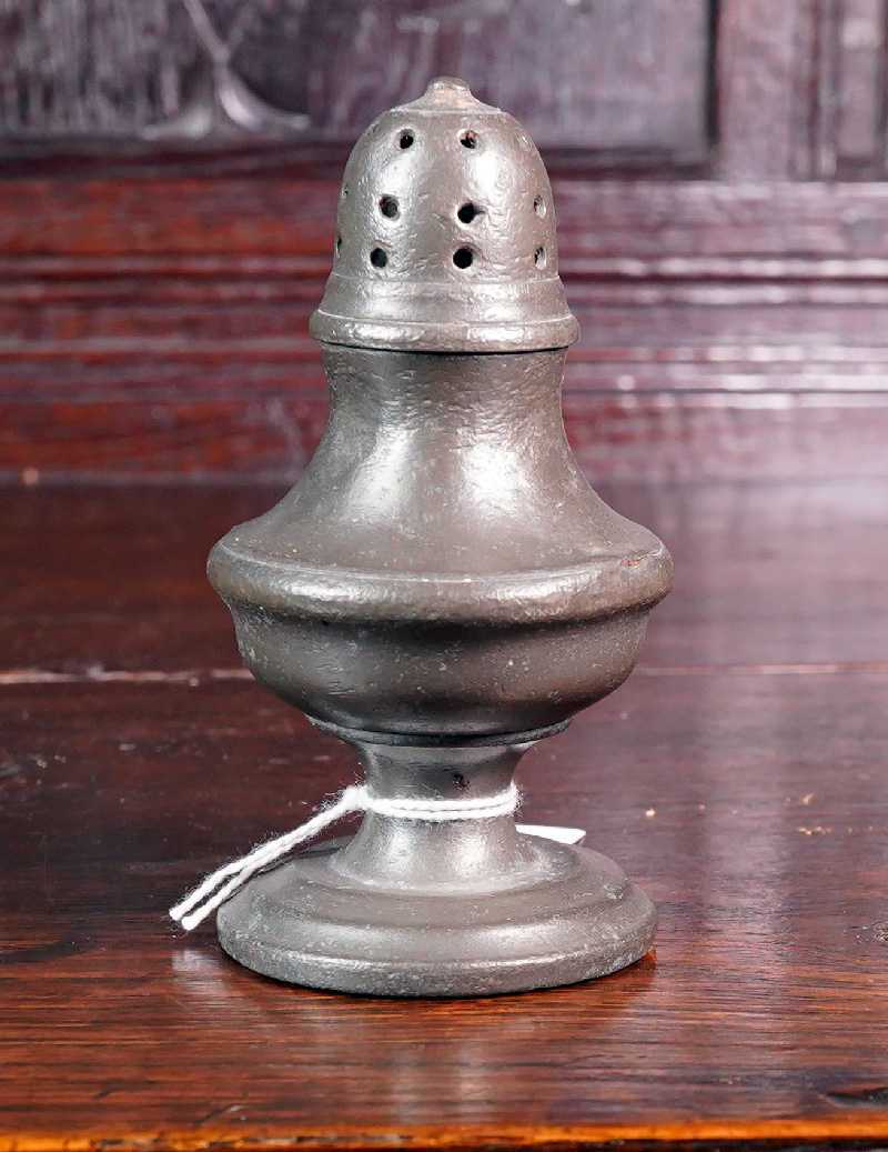 Pewter pepper pot, English early 19th century – Moorabool Antique Galleries