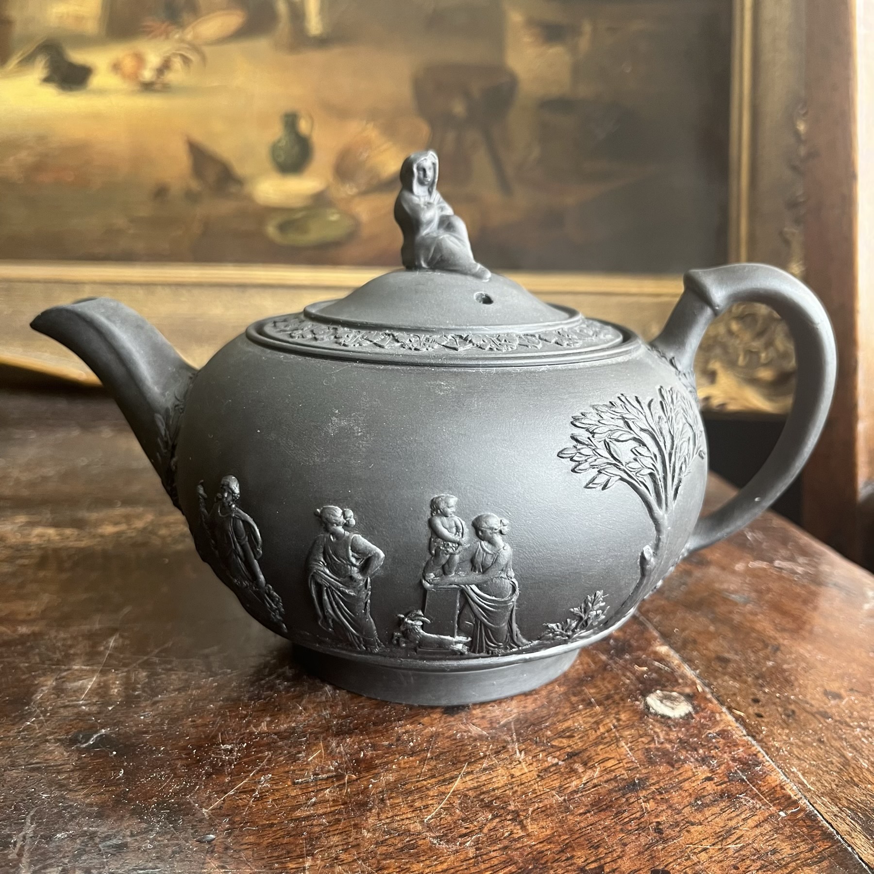 Wedgwood black basalt teapot, 1926 – Moorabool Antique Galleries